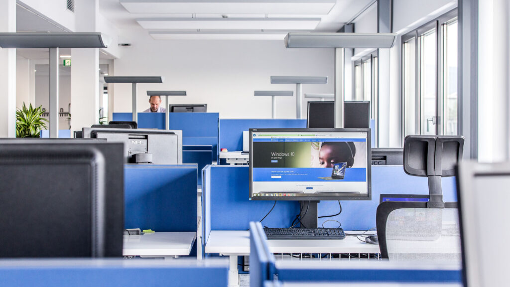 Faces of Microsoft – SIGNUM 7